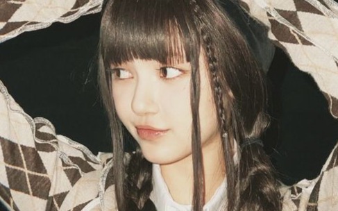 IVE回归主打曲《Accendio》MV-健康可口の小颗粒-kpop-哔哩哔哩视频