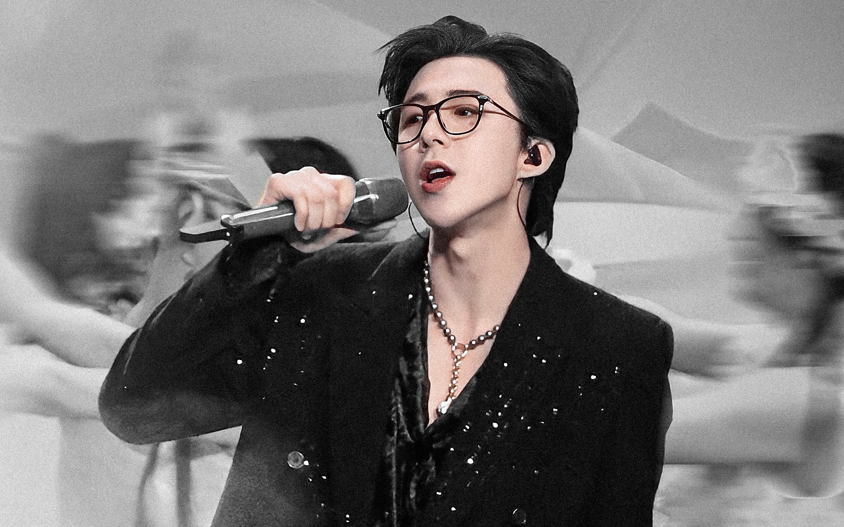 【刘宇宁 I 张杰】“喧嚣被我看透，听这天地悠悠”听 x 让酒 【Mashup】-玄卿daisy-Listen·ning-哔哩哔哩视频