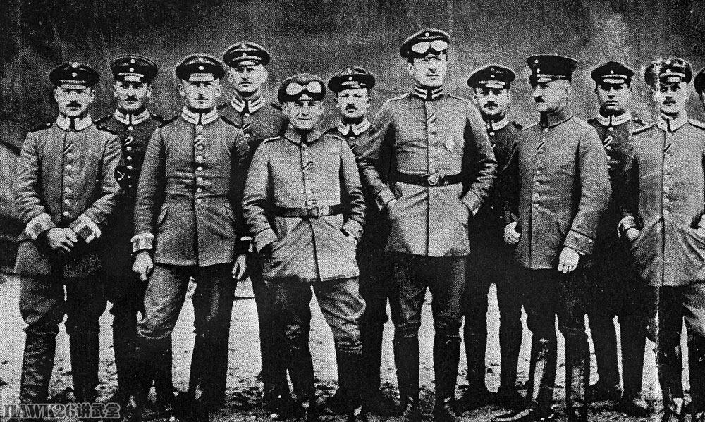 110年前 德国齐柏林飞艇空袭伦敦 大英帝国首都史上第一次遭轰炸 - 哔哩哔哩