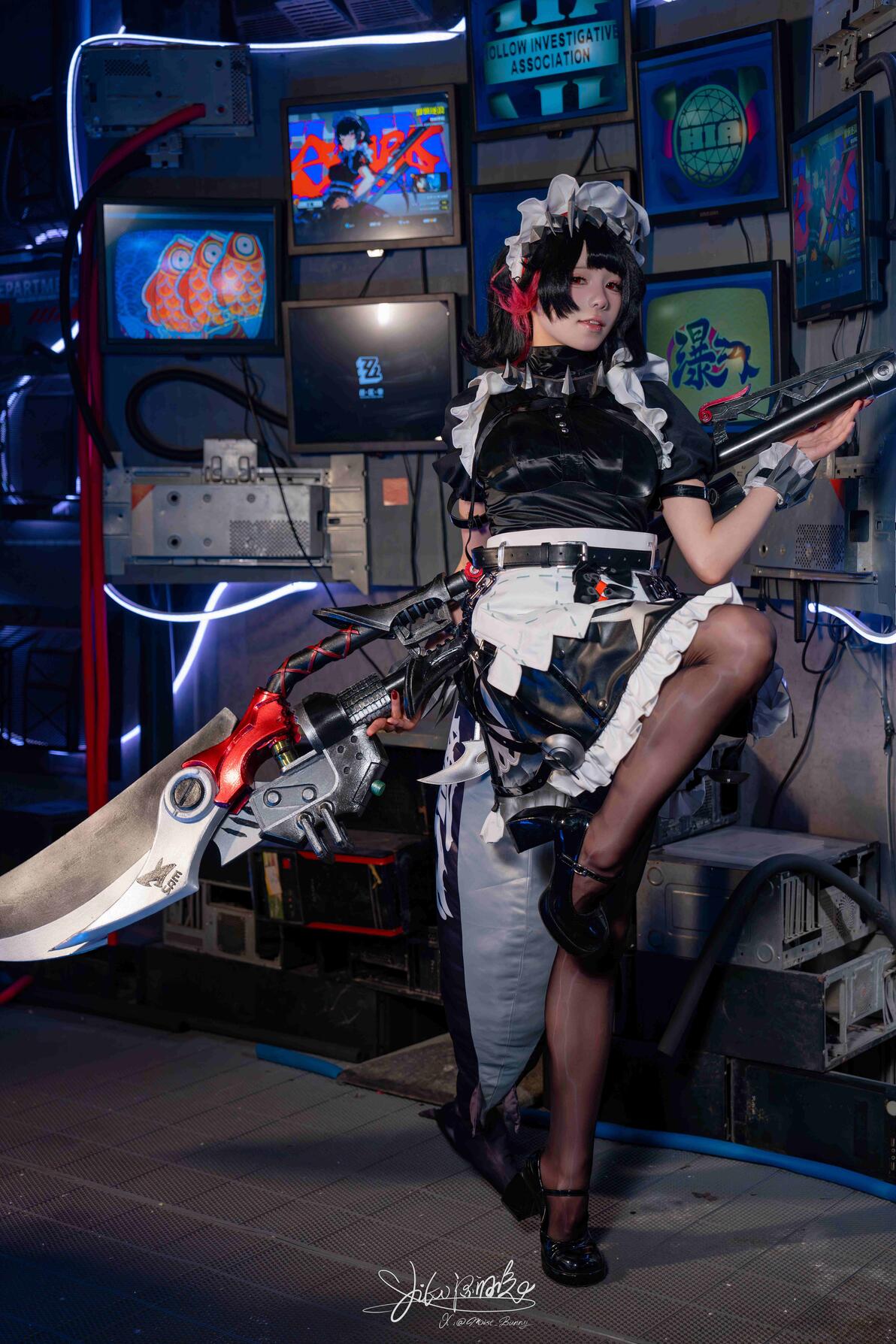 【Cosplay图集精选】咬一口兔娘OVO『慵懒逐浪-艾莲·乔』78P+1V - 哔哩哔哩