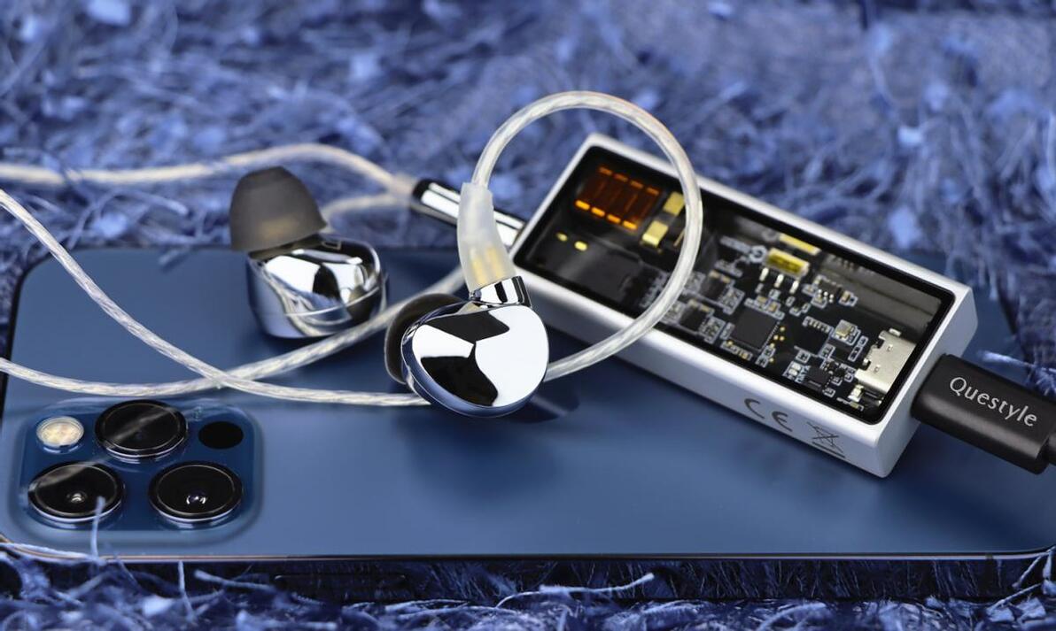 聆听音乐能发出让人感动的声音，旷世之声M15C HiFi解码耳放评测 - 哔哩哔哩