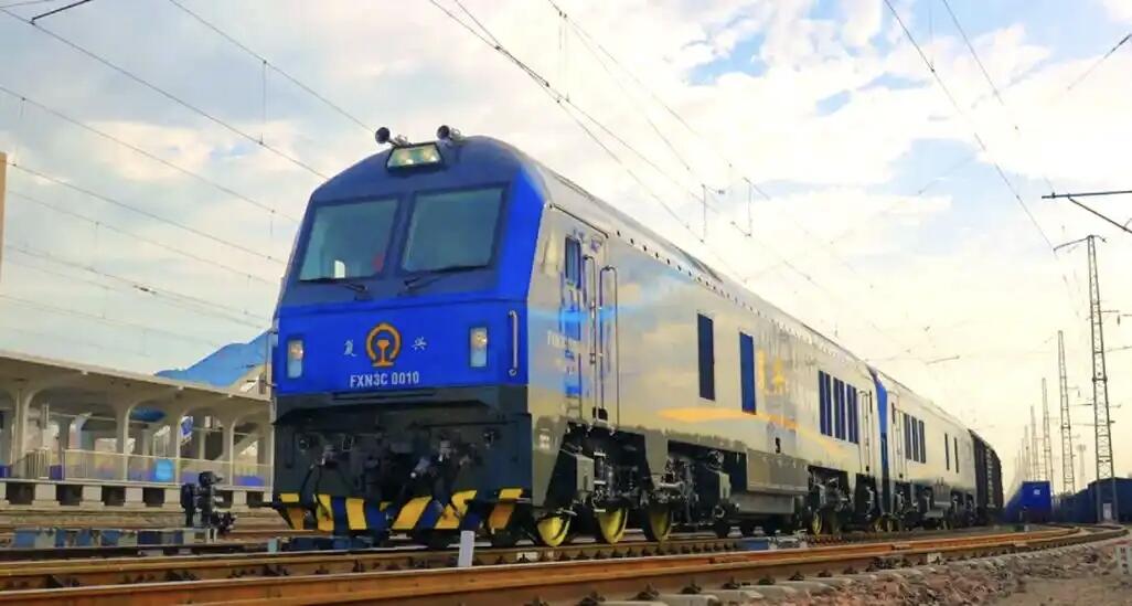 【科普】前途光明（下）—中国铁路｜中车大连机车车辆有限公司｜FXN3C型内燃机车 - 哔哩哔哩