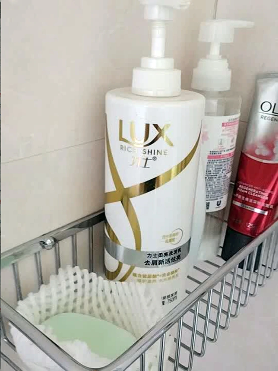 头痒头屑头油用什么洗发水?比较好用的去屑止痒洗发水 - 哔哩哔哩