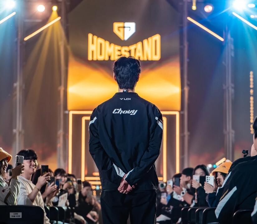 GEN全胜结束常规赛！Chovy封神！有望复刻22年T1的壮举！ - 哔哩哔哩