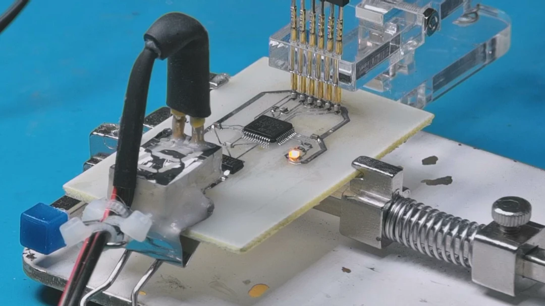 01 测试DAP-LINK - 哔哩哔哩