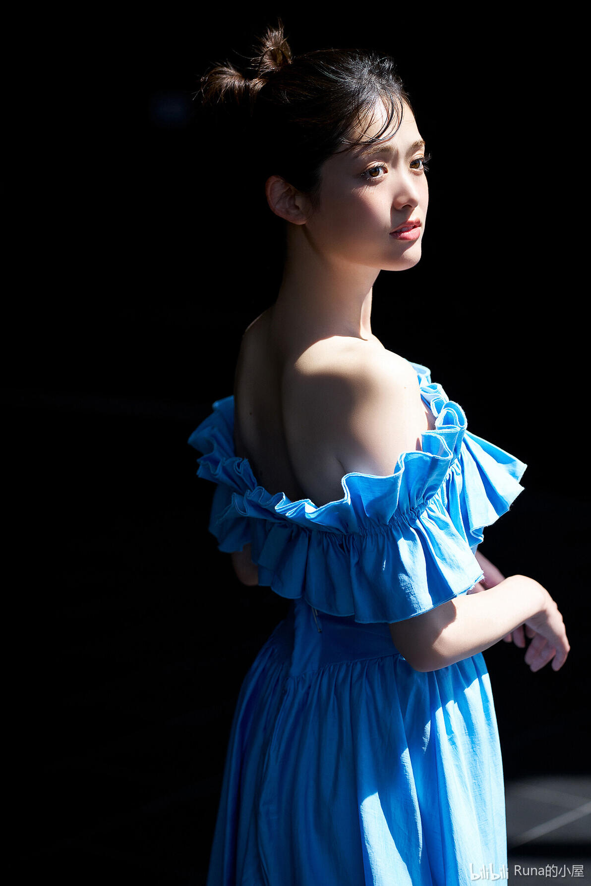 松村沙友理 【増量版 全50P】ヤンマガアザーっす！＜YM2024年51号未公開 - 哔哩哔哩