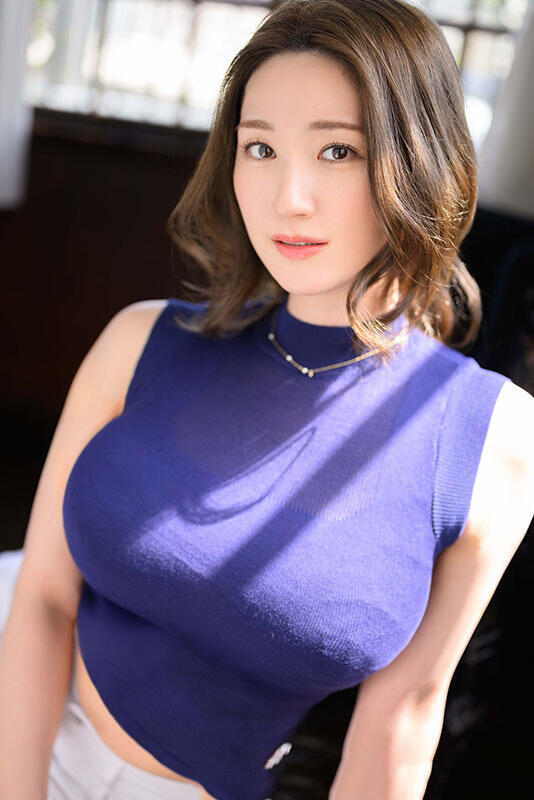 每天分享一个美女——木村玲衣（Kimura Rei） - 哔哩哔哩