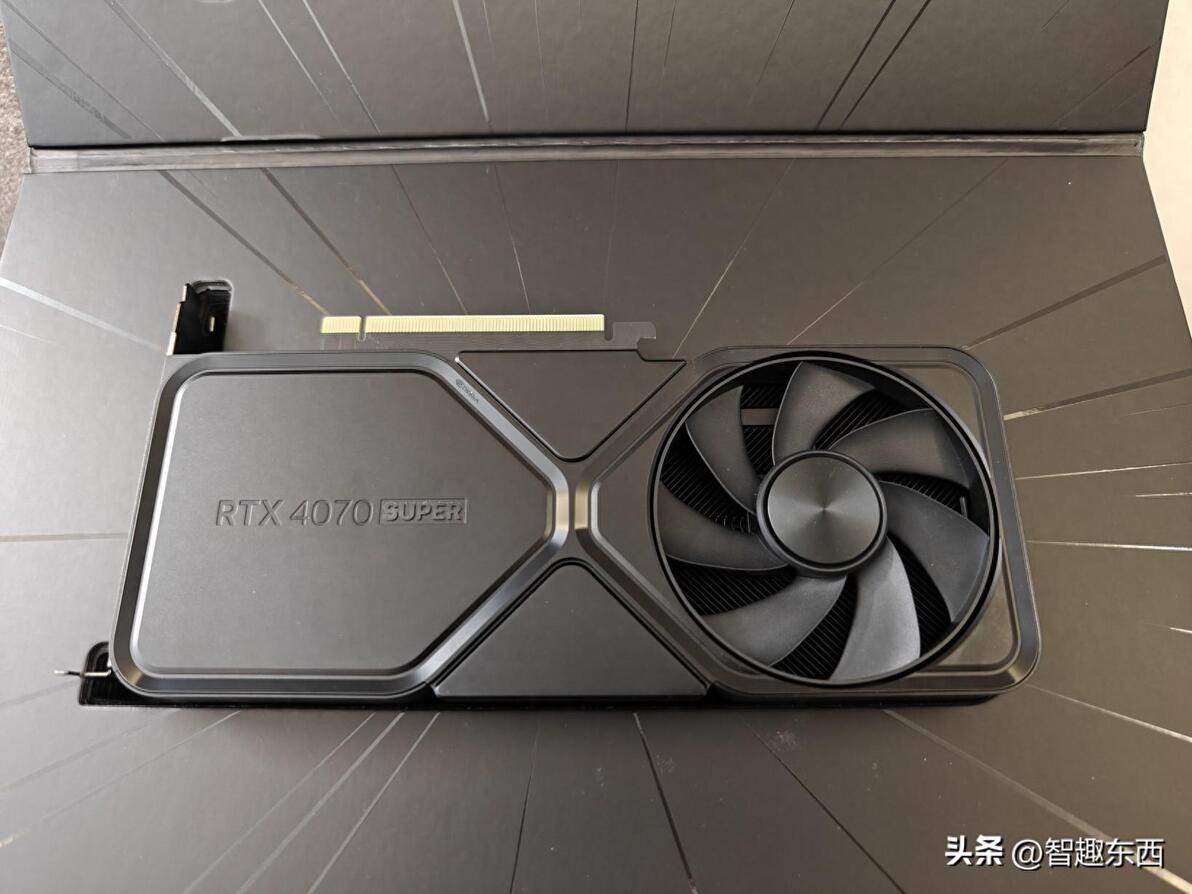 最有诚意的升级 GeForce RTX 4070 SUPER测试 - 哔哩哔哩