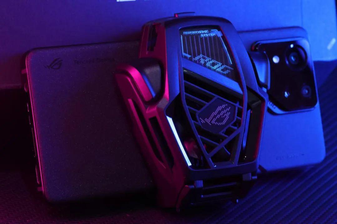 巅峰性能——硬核旗舰ROG游戏手机8 Pro全面评测 - 哔哩哔哩