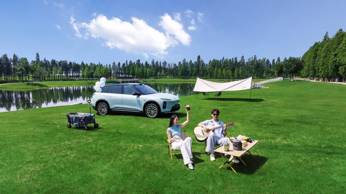 ES6旦用难回，是什么让油车车主「转投」电车？ - 哔哩哔哩