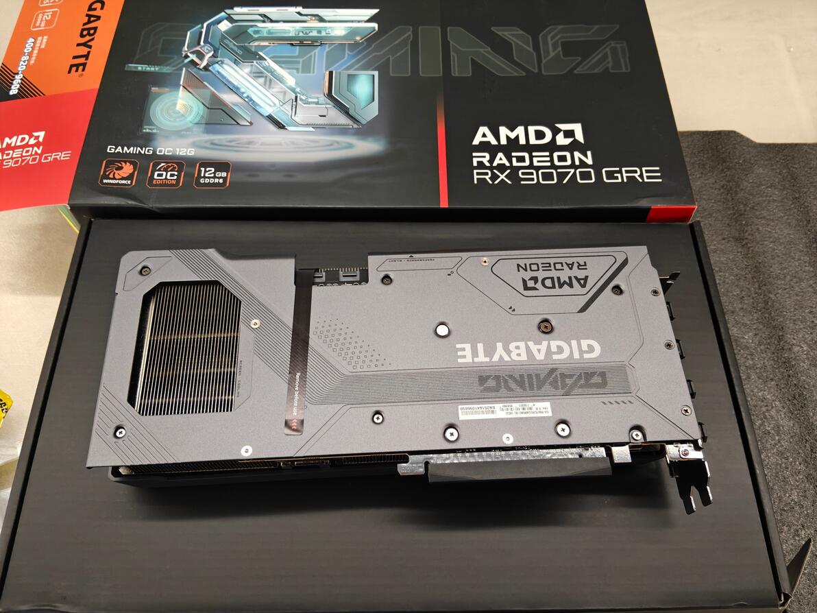 9070gre 魔鹰 开箱加测试 - 哔哩哔哩