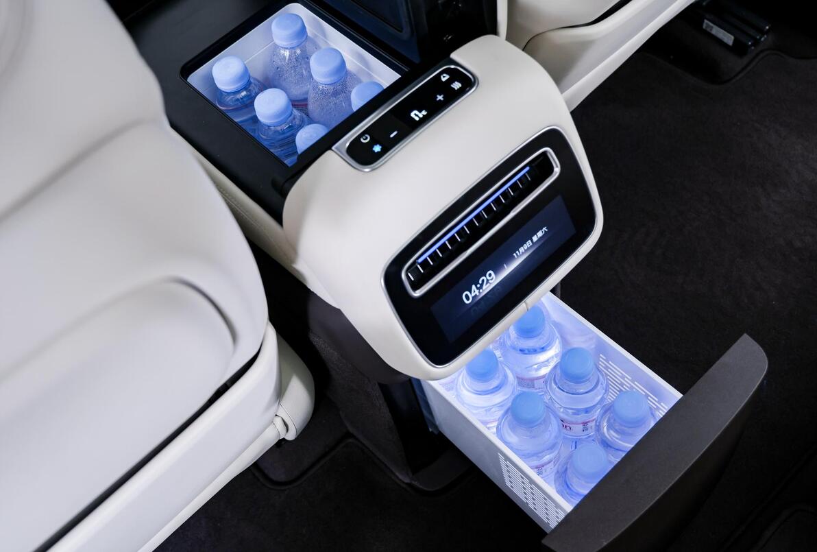 理想L9和问界M9要小心了，腾势N9上市了，售价38.98万元起 - 哔哩哔哩