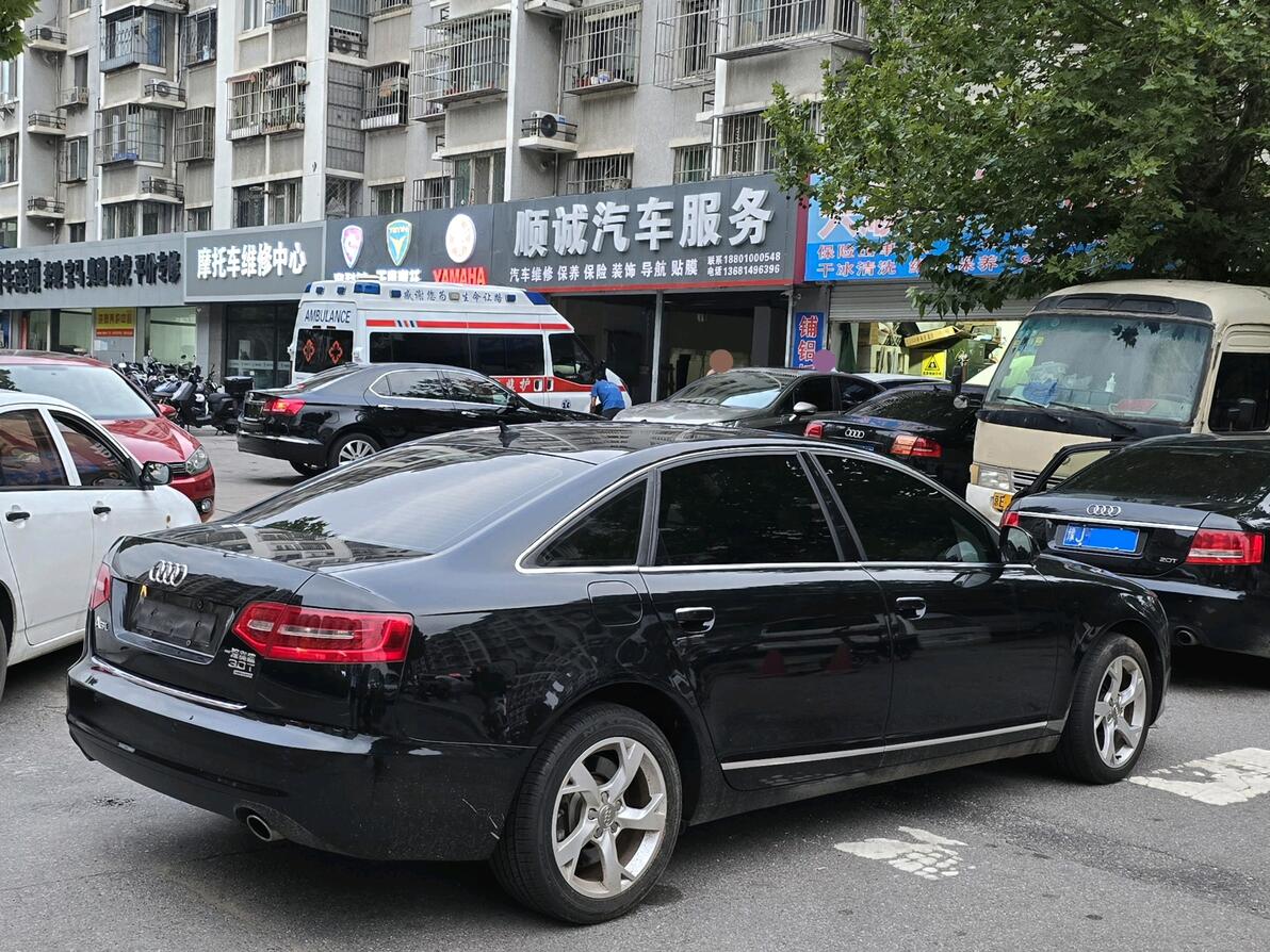 「仕途座驾」奥迪A6L 4.2(C6) - 哔哩哔哩