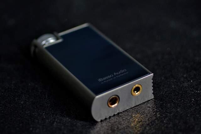 【耳边评测】3000就买个转接头？iBasso DC-Elite解码耳放评测 - 哔哩哔哩