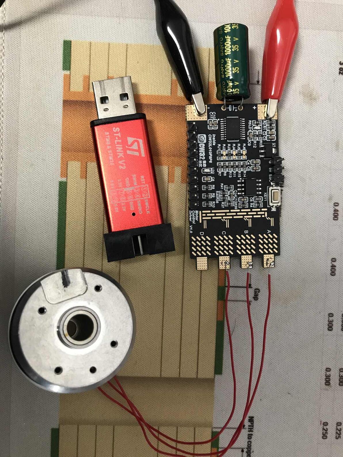 基于CW32L010的无刷电机驱动板使用方法 - 哔哩哔哩