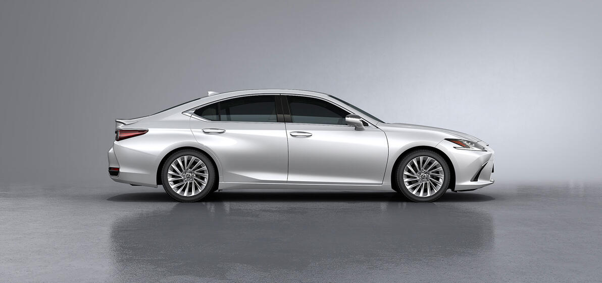 雷克萨斯ES200臻享版上市，售价29.99万元 - 哔哩哔哩