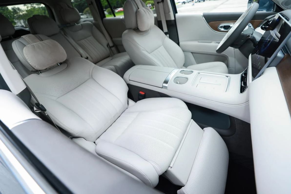 试驾向往S9，100%抽大湾鸡！全家满意度100分 - 哔哩哔哩