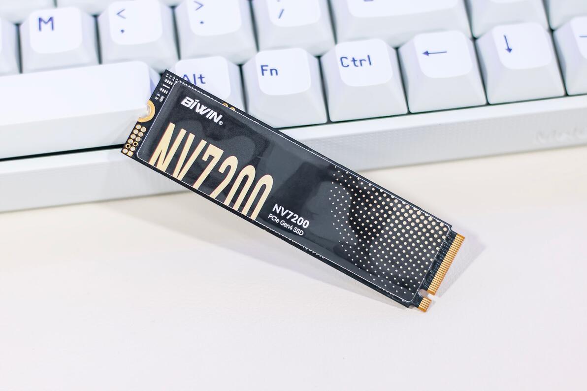 佰维NV7200 1TB固态硬盘评测：7200MB/s读速，极速性能温控优越 - 哔哩哔哩