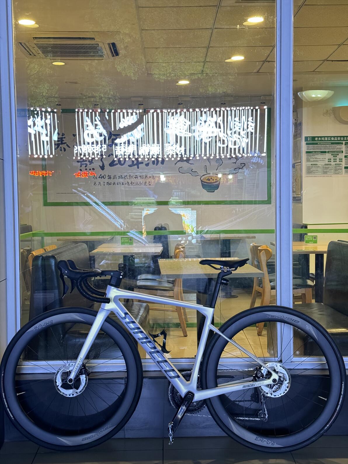 速比特无敌 vs Bross v5，谁是你的菜？ - 哔哩哔哩