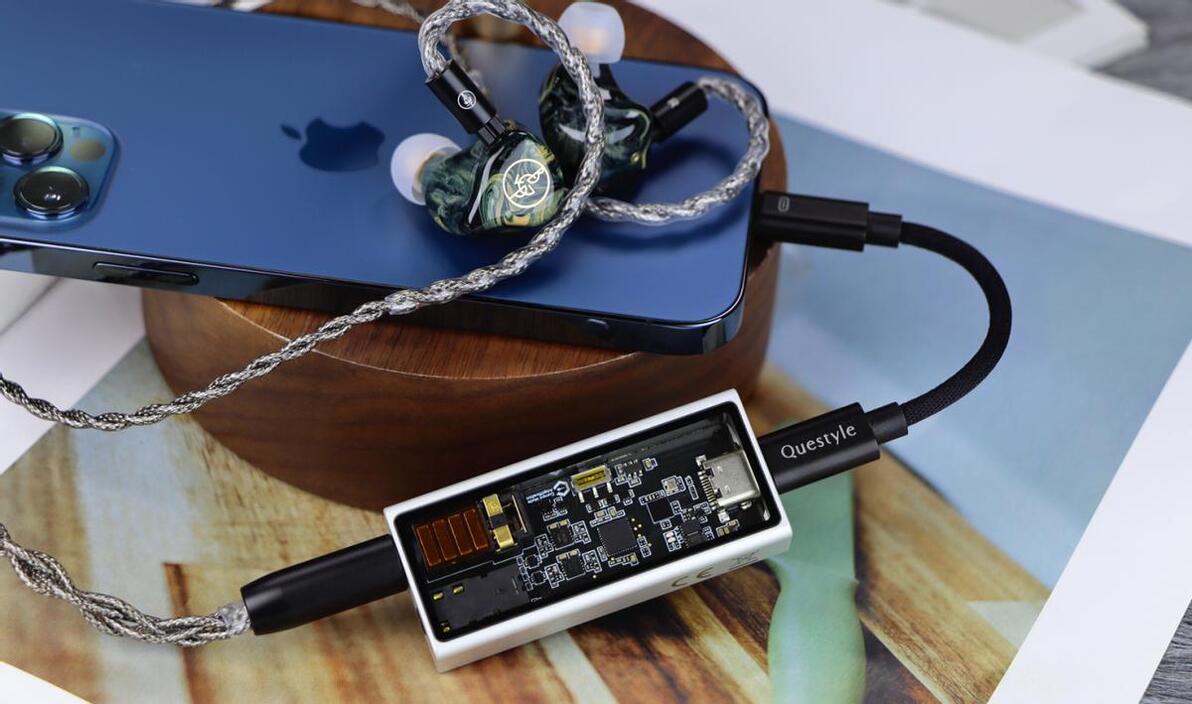 聆听音乐能发出让人感动的声音，旷世之声M15C HiFi解码耳放评测 - 哔哩哔哩