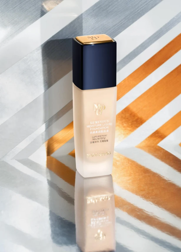 毛戈平彩妆冬日“皮”配方案：干皮底妆从此再无渡劫期 - 哔哩哔哩