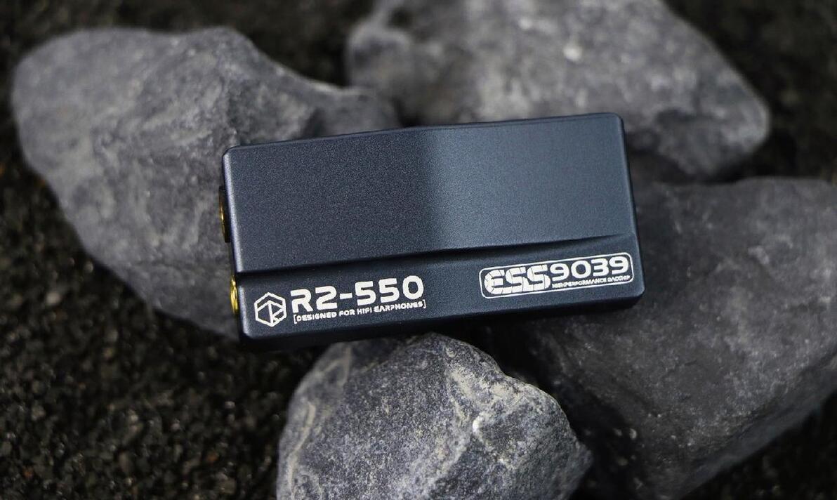 低预算烧友的高声价比手机HiFi解码耳放 ，聊聊弱水时砂RZ-550 - 哔哩哔哩