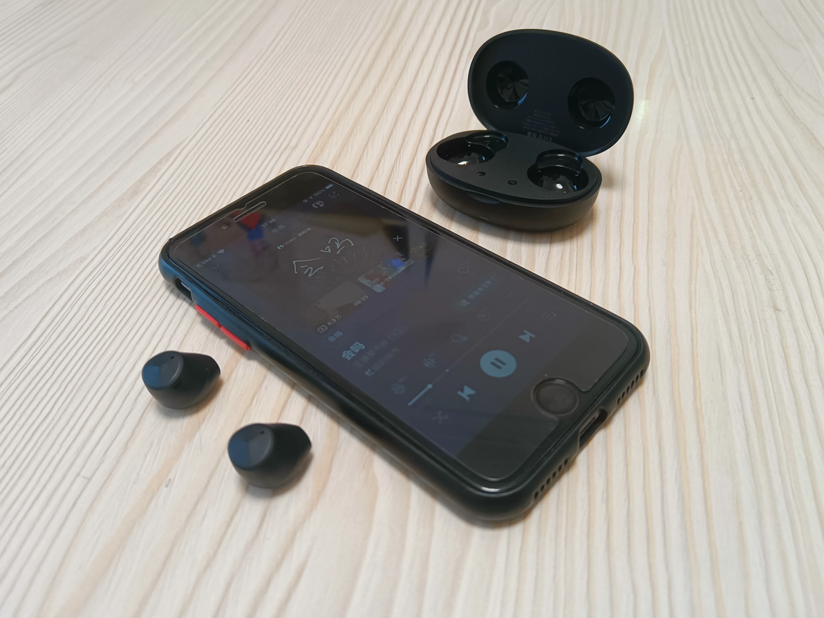 JEET Air 2 蓝牙耳机评测：小巧背后的强大魅力 - 哔哩哔哩