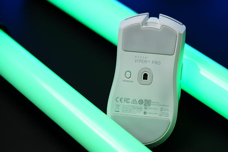 第一只35000DPI无线游戏鼠标！雷蛇毒蝰V3Pro评测 - 哔哩哔哩