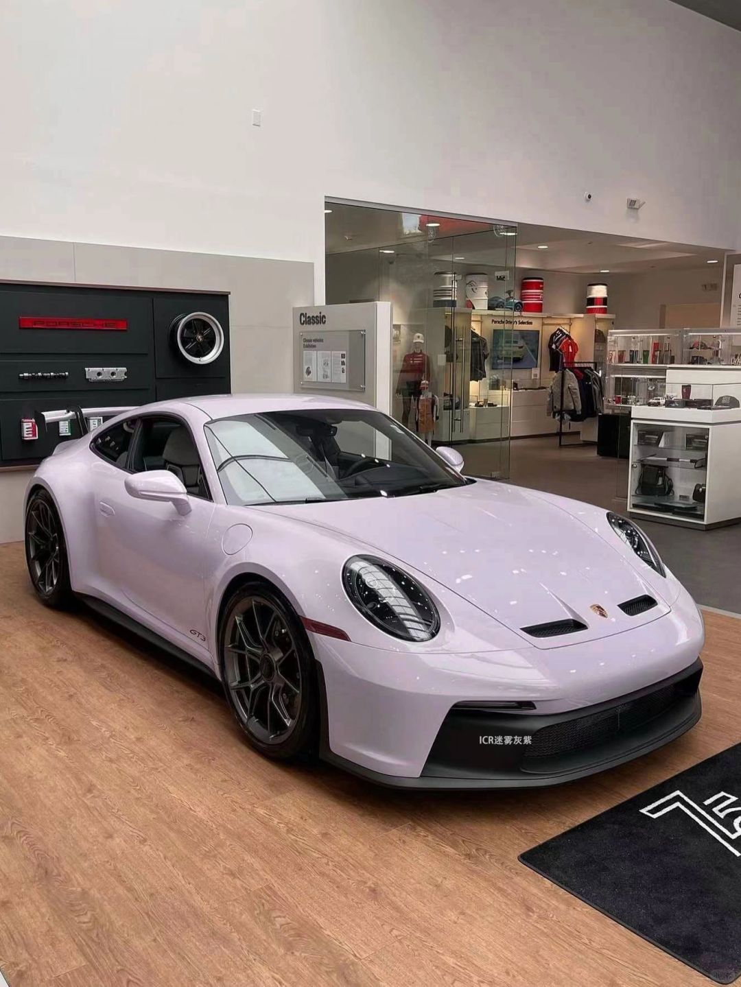 保时捷911-ICR改色膜迷雾灰紫，奶呼呼的看起来好治愈啊～ - 哔哩哔哩