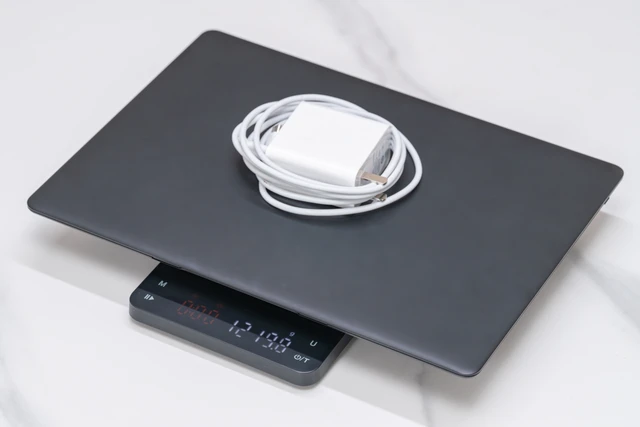 980g 的万元旗舰本强在哪里？华为 MateBook X Pro 微绒典藏版测评详解 - 哔哩哔哩