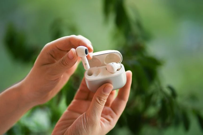 漫步者Lolli ANC萝莉豆上手体验，半入耳降噪新卷王！ - 哔哩哔哩