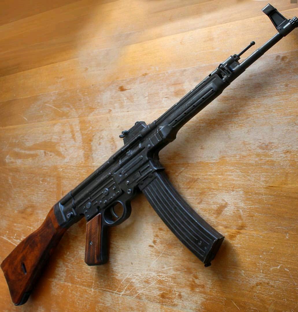 军事革命的先驱：二战德军STG-44突击步枪详解 - 哔哩哔哩