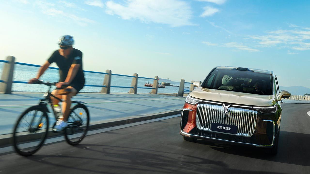 800V+5C超充上市即交付 2026款岚图梦想家售32.99万起 - 哔哩哔哩