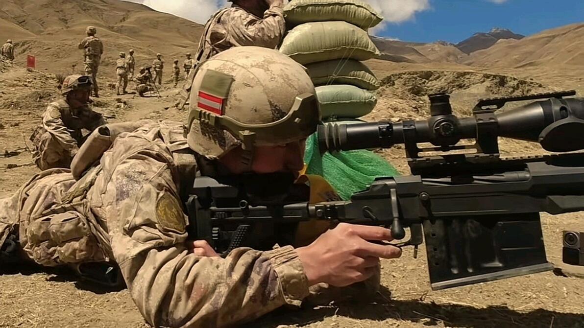 少女前线尚未实装的武器人物设计∶QBU201 - 哔哩哔哩