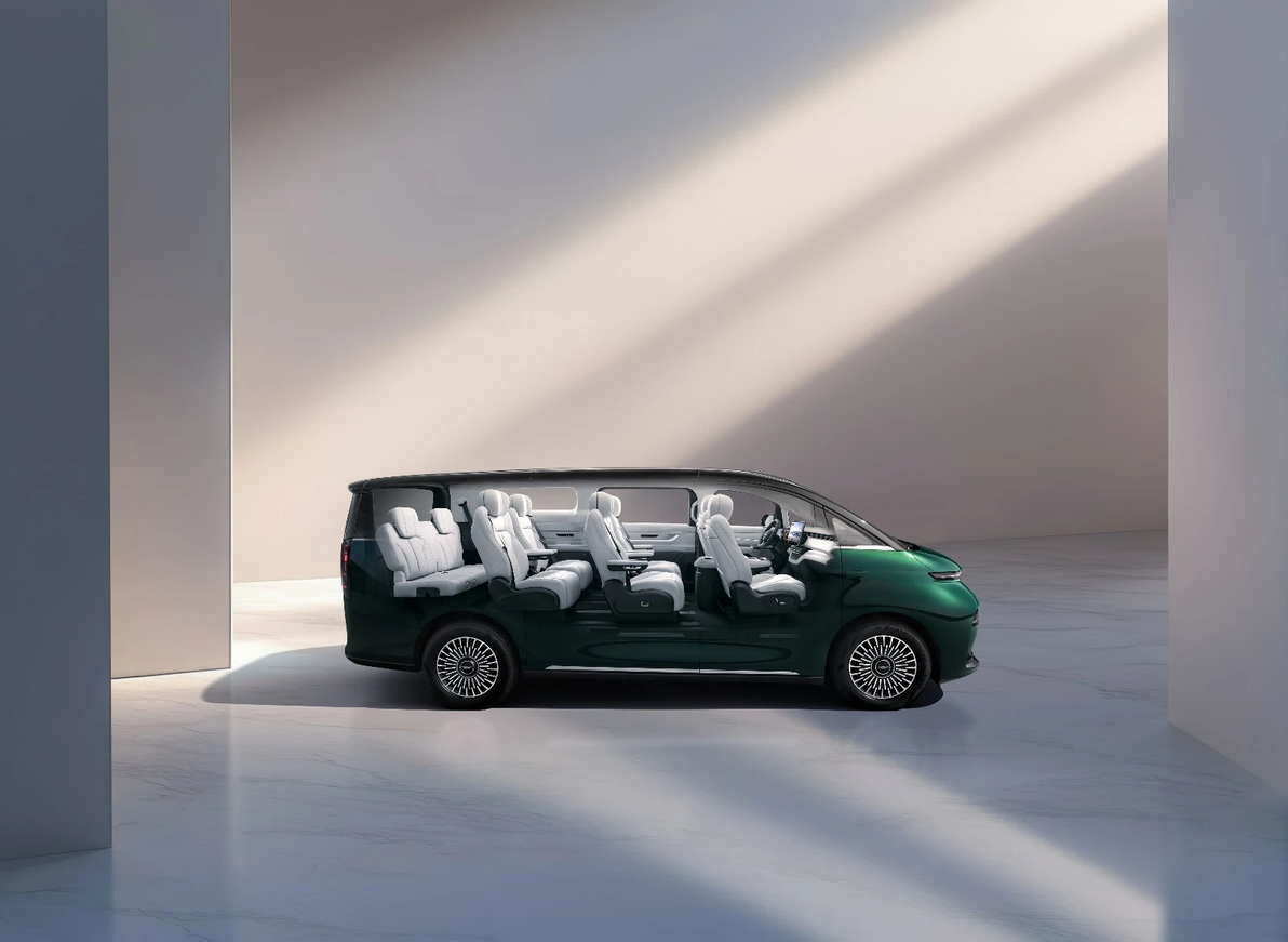 30万级最大最豪华纯电MPV上市！吉利银河翼真L380 29.99万元起售 - 哔哩哔哩