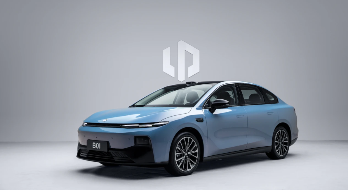 零跑B01 开启预售，Mona M03和秦L慌了没？ - 哔哩哔哩
