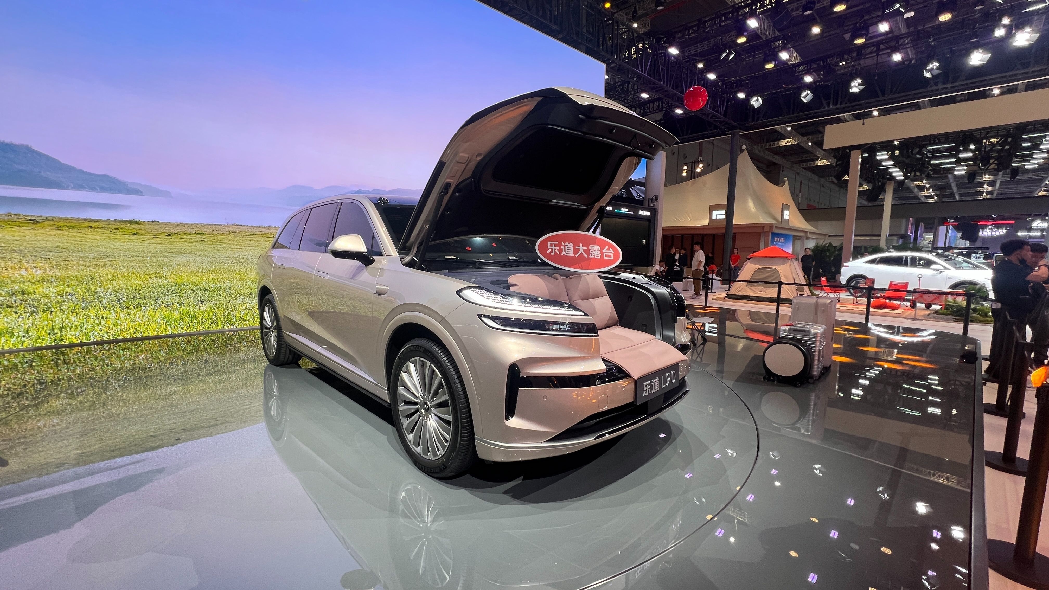 不到 30 万的乐道 L90，可能救不了蔚来汽车 - 哔哩哔哩