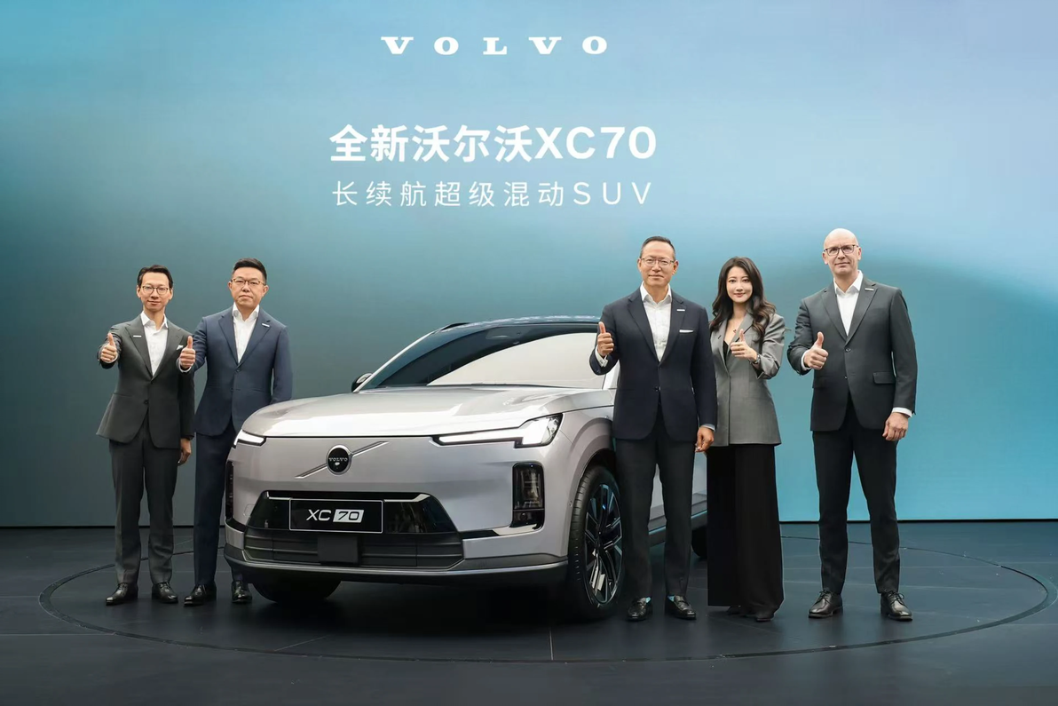 超级混动+SMA架构，沃尔沃发布全新XC70 - 哔哩哔哩