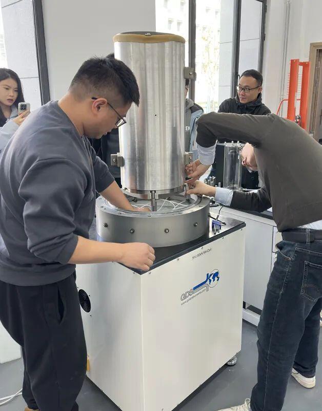 长安大学引进GDS 300mm大型动三轴，助力粗颗粒土科研跨越升级 - 哔哩哔哩