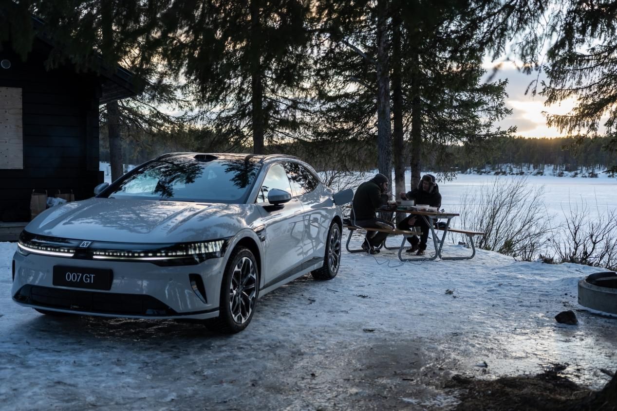 19.99万起极氪007GT上市，技术基因重构猎装车市场格局 - 哔哩哔哩