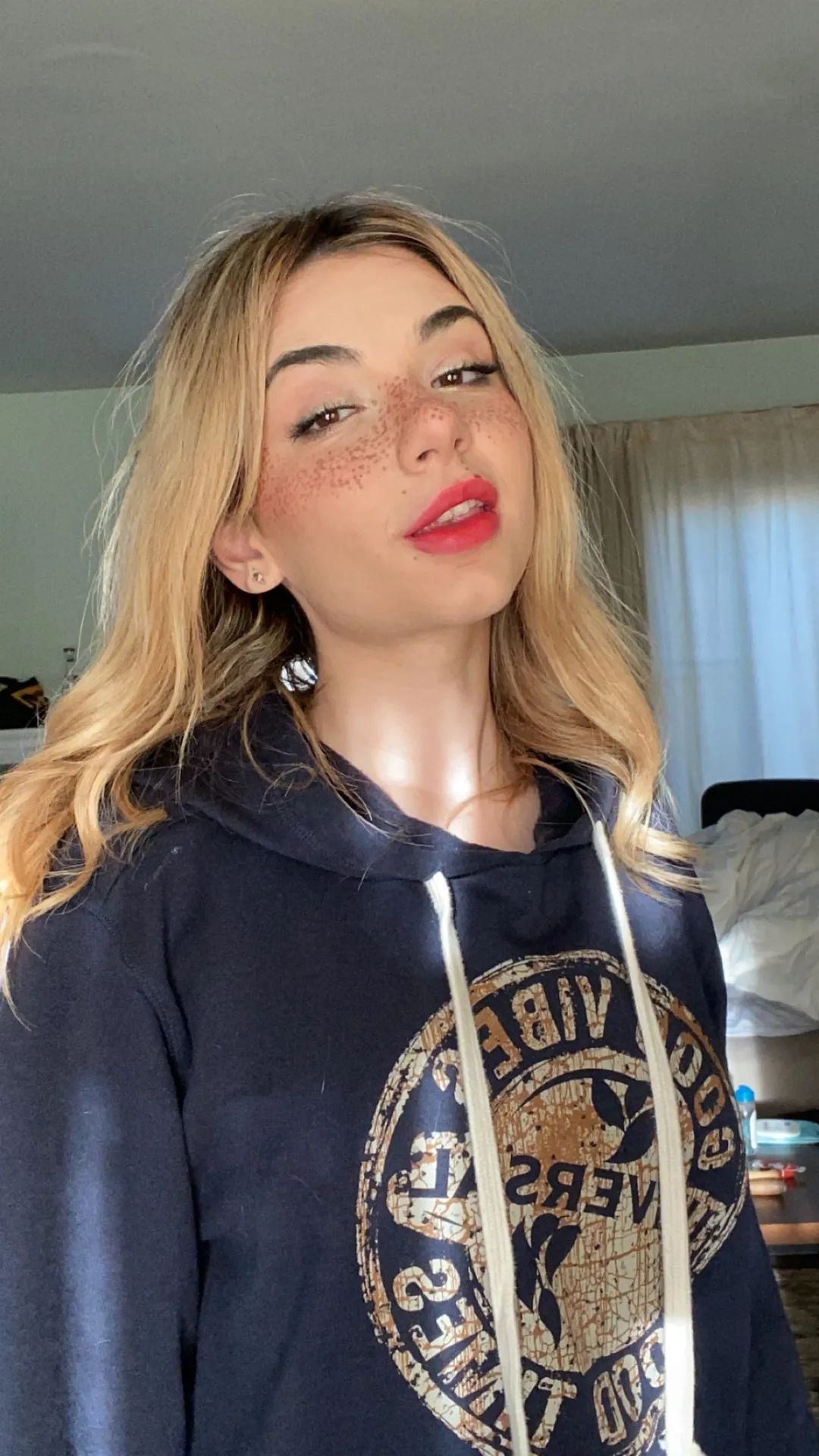 美区大奖2024最佳新星提名名单|陌生的审美 - 哔哩哔哩