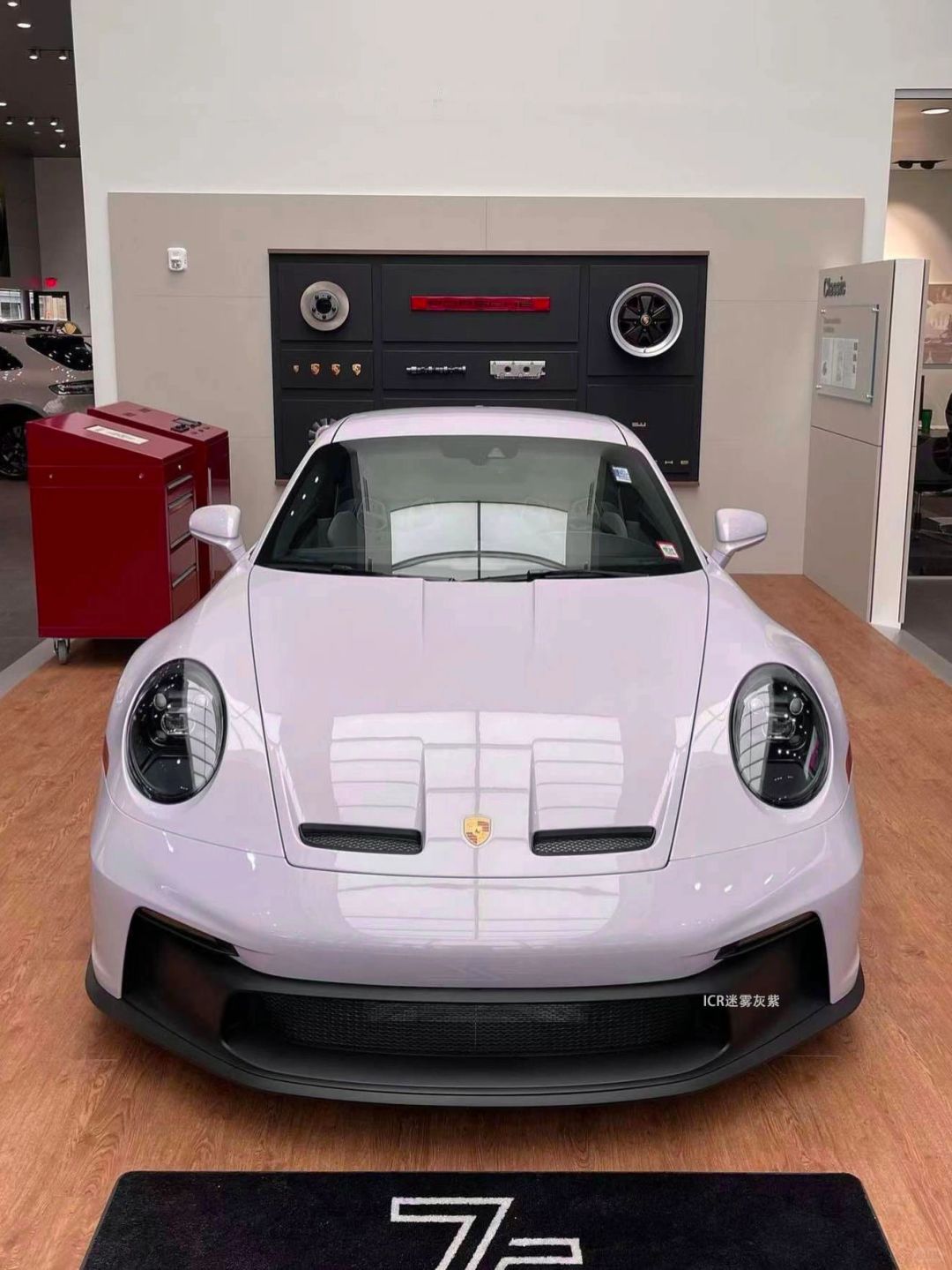 保时捷911-ICR改色膜迷雾灰紫，奶呼呼的看起来好治愈啊～ - 哔哩哔哩