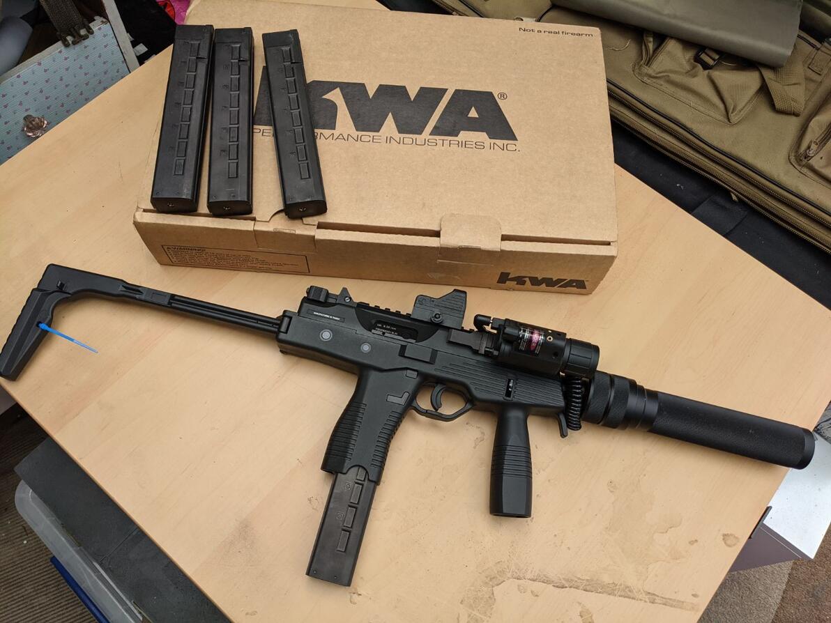 CS2武器原型介绍#12：MP9 - 哔哩哔哩