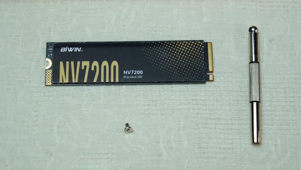 同为2TB、价格相差不到130，选佰维NV7200还是佰维NV7400？ - 哔哩哔哩