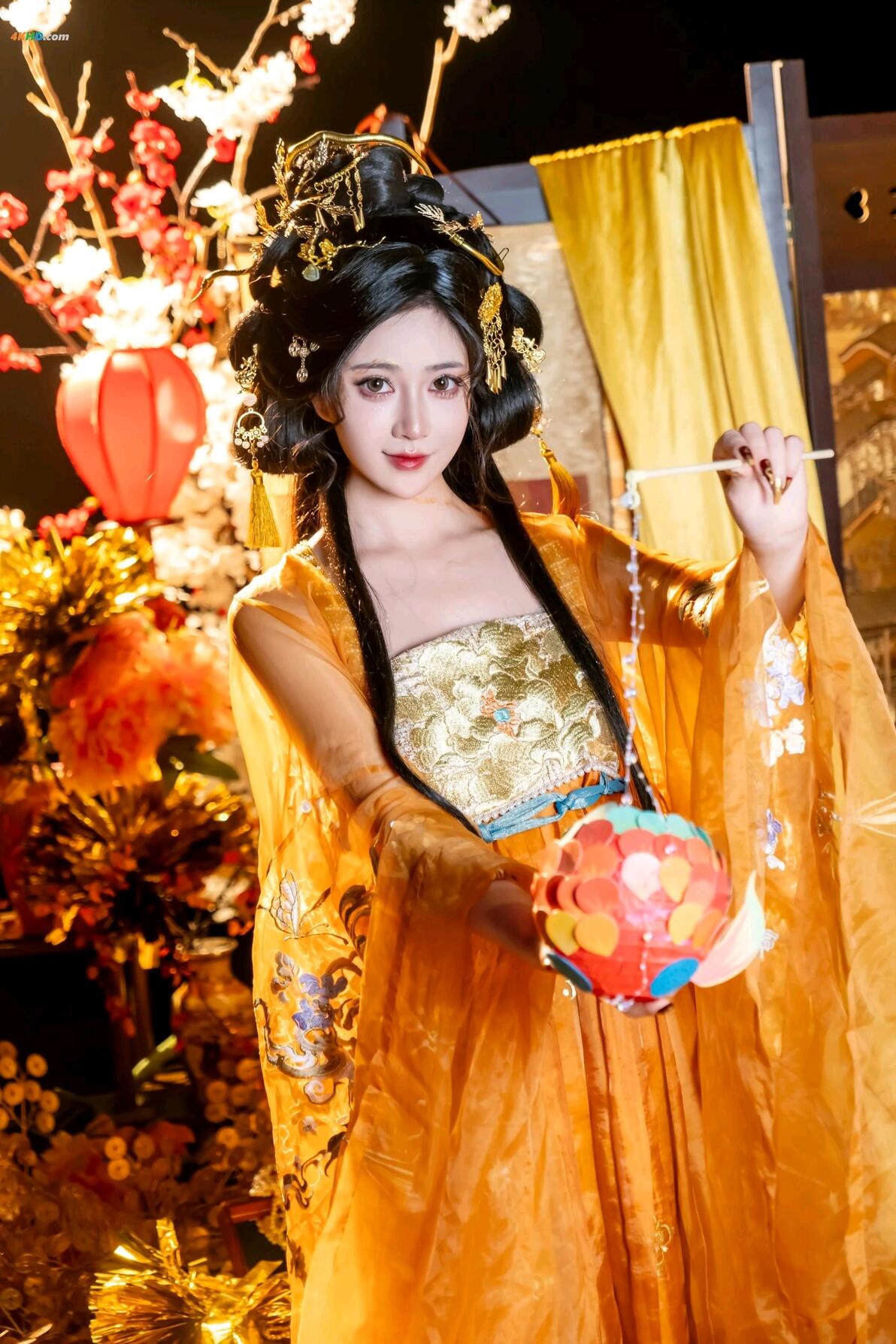 年年Nnian cos写真合集 金蛇贺岁 - 哔哩哔哩