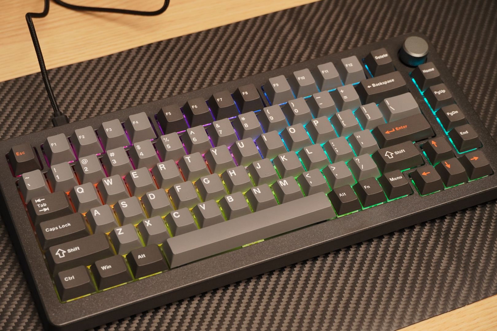 急停又快又稳-醉鹿A75pro磁轴机械键盘体验 - 哔哩哔哩