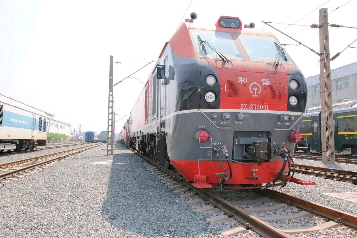 【科普】姗姗来迟-中国铁路总公司|中车大同电力机车股份有限公司|HXD2D型电力机车 - 哔哩哔哩
