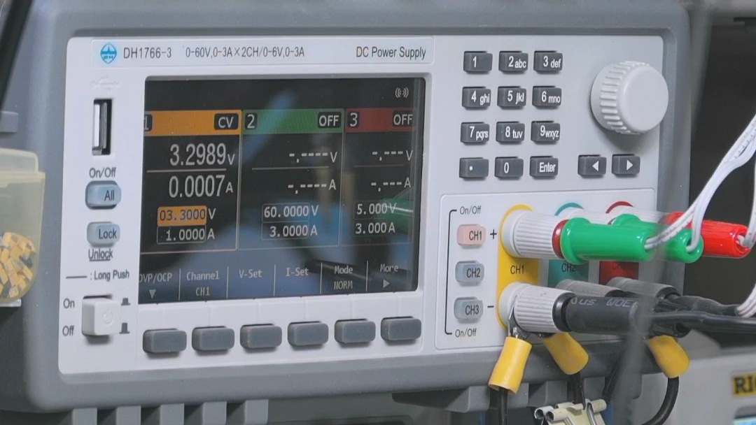 HS0038红外信号接收头 - 哔哩哔哩