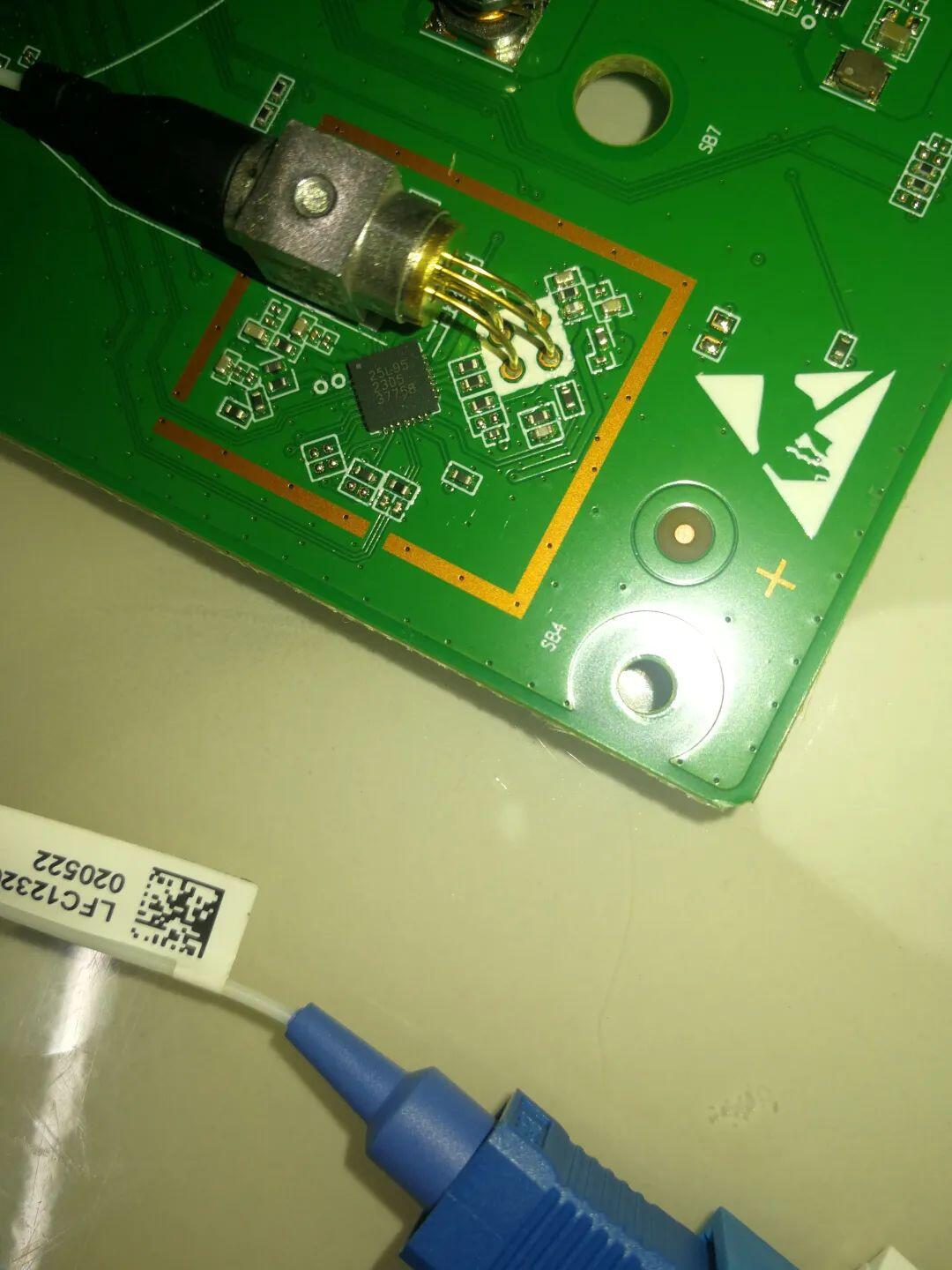 【图赏】40包邮！中兴G1610 FTTR子路由拆解，猜猜是什么无线方案【MizuiroBOX第2季】 - 哔哩哔哩