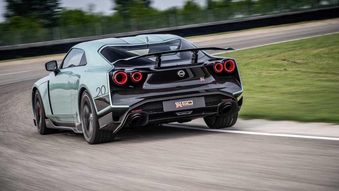 “寂静之后，野兽出笼”——日产GTR R35 - 哔哩哔哩